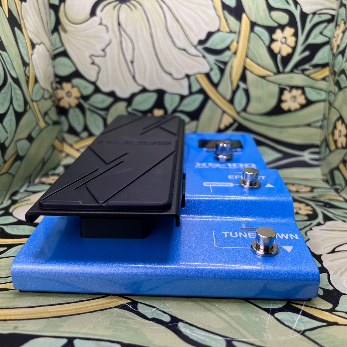 Boss XS-100 Poly Shifter – eastside music supply