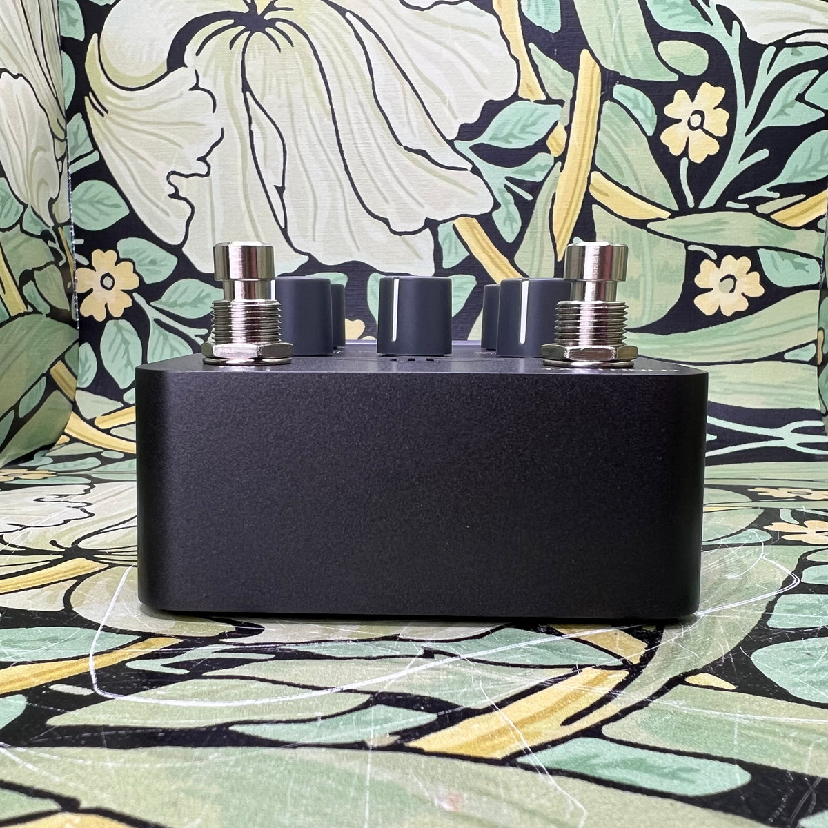 Universal Audio Galaxy '74 Tape Echo & Reverb - Used – eastside music ...