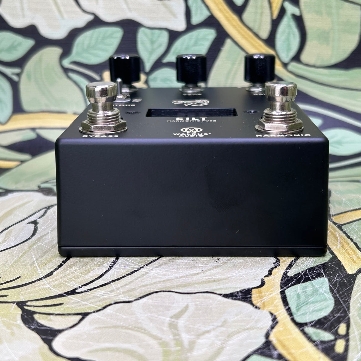 Walrus Audio Silt Harmonic Fuzz Black – eastside music supply