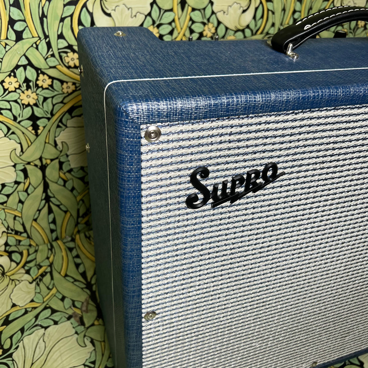 Supro S6420 Thunderbolt Combo Amp – eastside music supply