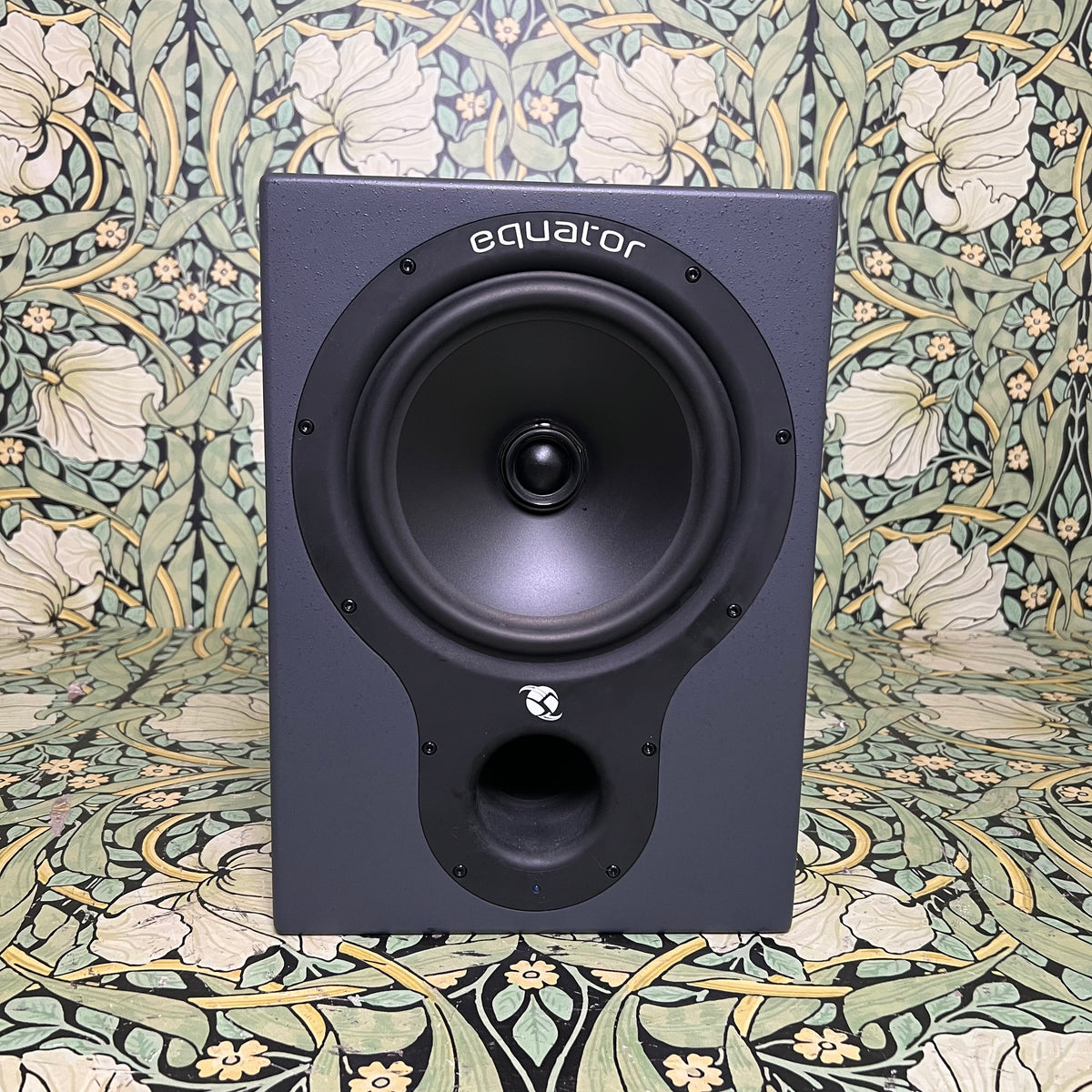 Equator Audio D5 Studio Monitors – eastside music supply